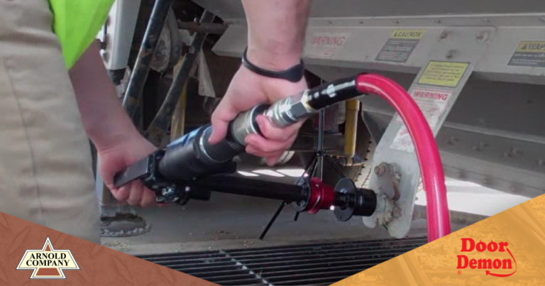 How to Open Hopper Trailer Gates Safely - Arnold Company Solutions